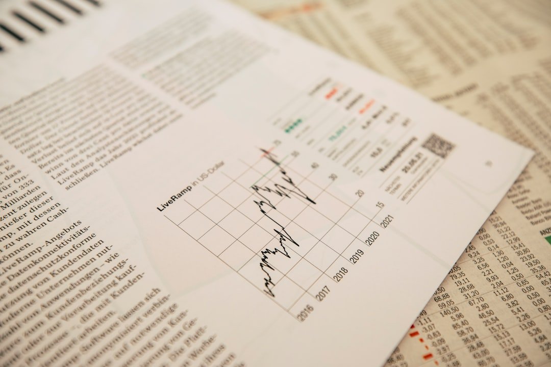 Crowding Out Effect: How Fiscal Deficits Crowd Out Investment